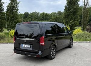 Black Mercedes-Benz V 250 2022 in Riga, with an engine capacity of 2.00 L and mileage of 147 thousand km for 42900 €, photo 7 on AUTOMOTO.COM.LV