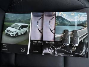 Black Mercedes-Benz V 250 2023 in Riga, with an engine capacity of 2.00 L and mileage of 44 thousand km for 55800 €, photo 9 on AUTOMOTO.COM.LV