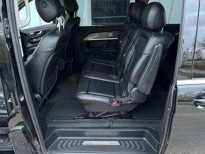 Black Mercedes-Benz V 250 2023 in Riga, with an engine capacity of 2.00 L and mileage of 44 thousand km for 55800 €, photo 24 on AUTOMOTO.COM.LV