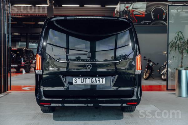 Melns Mercedes-Benz V 250 2024 Rīga, ar dzinēja tilpumu 2.00 L un nobraukumu 43 tūkst. km par 88000 €, foto 6 vietnē AUTOMOTO.COM.LV