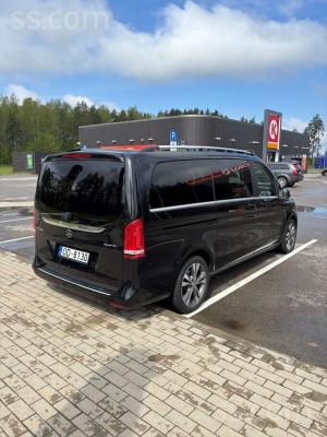 Black Mercedes-Benz V 250 2014 in Riga, with an engine capacity of 2.20 L and mileage of 157 thousand km for 33000 €, photo 3 on AUTOMOTO.COM.LV
