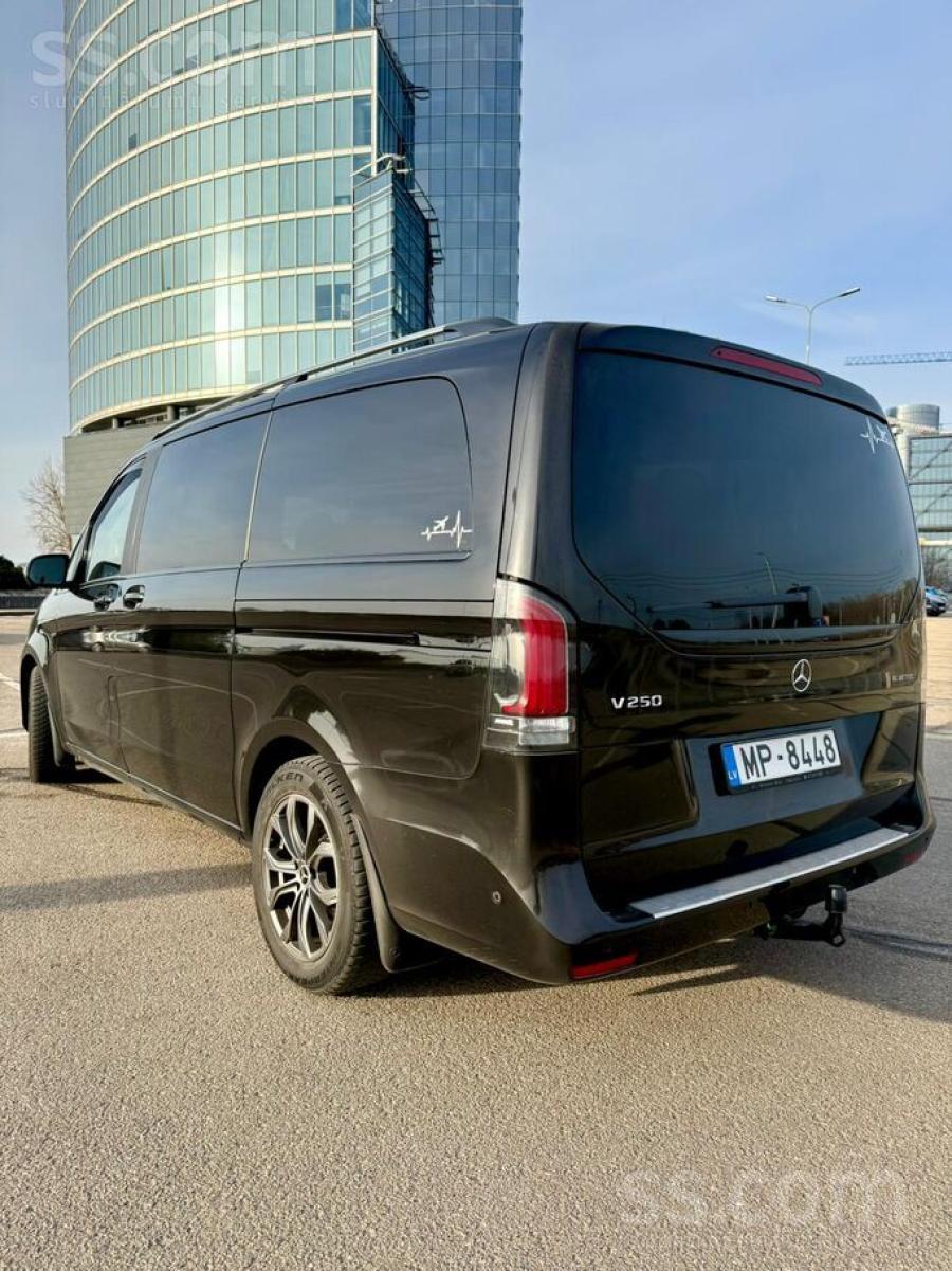 Melns Mercedes-Benz V 250 2014 Rīga, ar dzinēja tilpumu 2.20 L un nobraukumu 355 tūkst. km par 23200 €, foto 12 vietnē AUTOMOTO.COM.LV