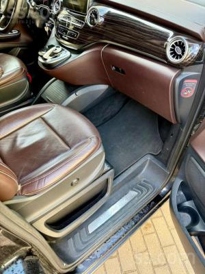 Melns Mercedes-Benz V 250 2014 Rīga, ar dzinēja tilpumu 2.20 L un nobraukumu 355 tūkst. km par 23200 €, foto 17 vietnē AUTOMOTO.COM.LV