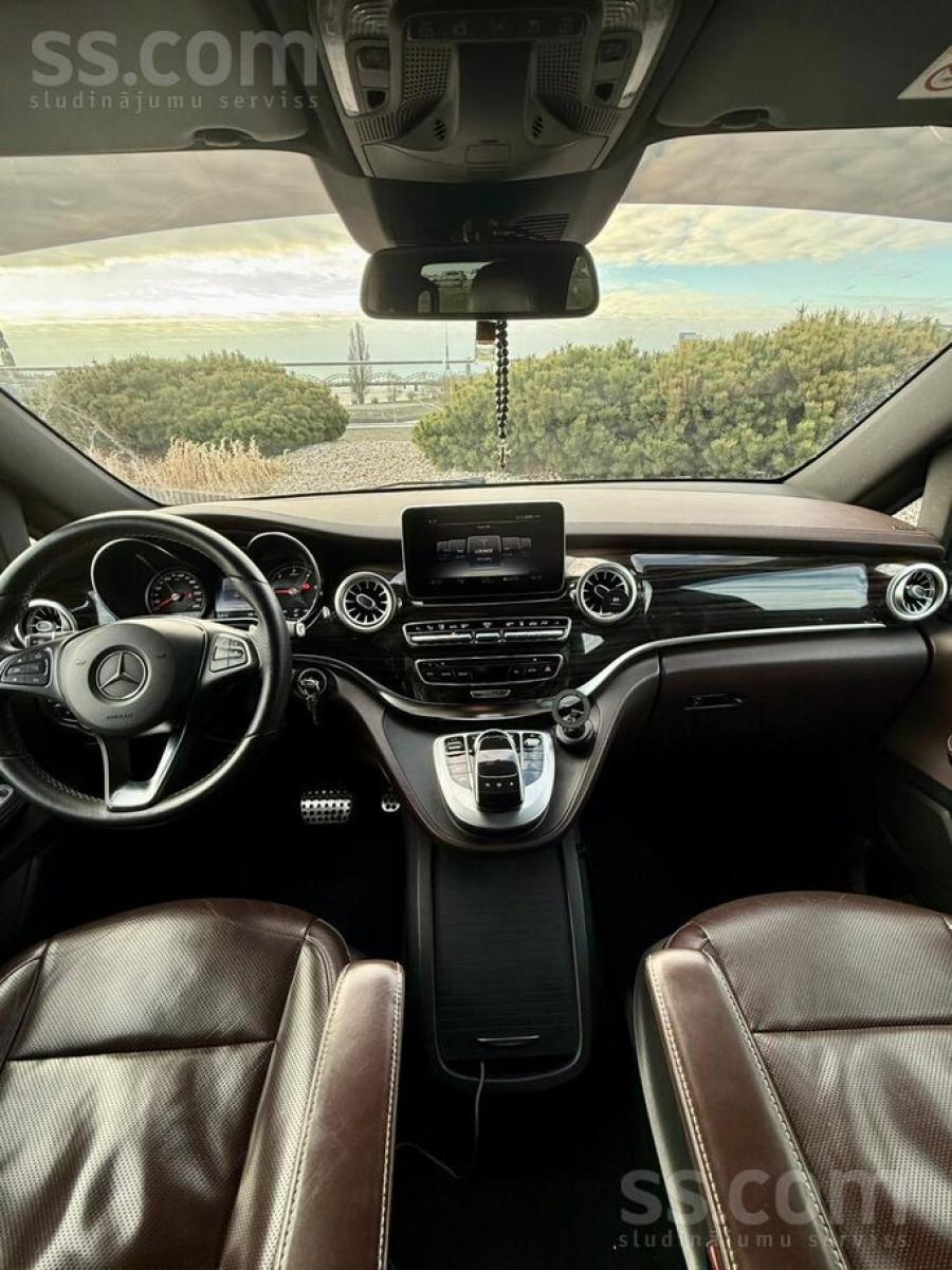 Melns Mercedes-Benz V 250 2014 Rīga, ar dzinēja tilpumu 2.20 L un nobraukumu 355 tūkst. km par 23200 €, foto 20 vietnē AUTOMOTO.COM.LV