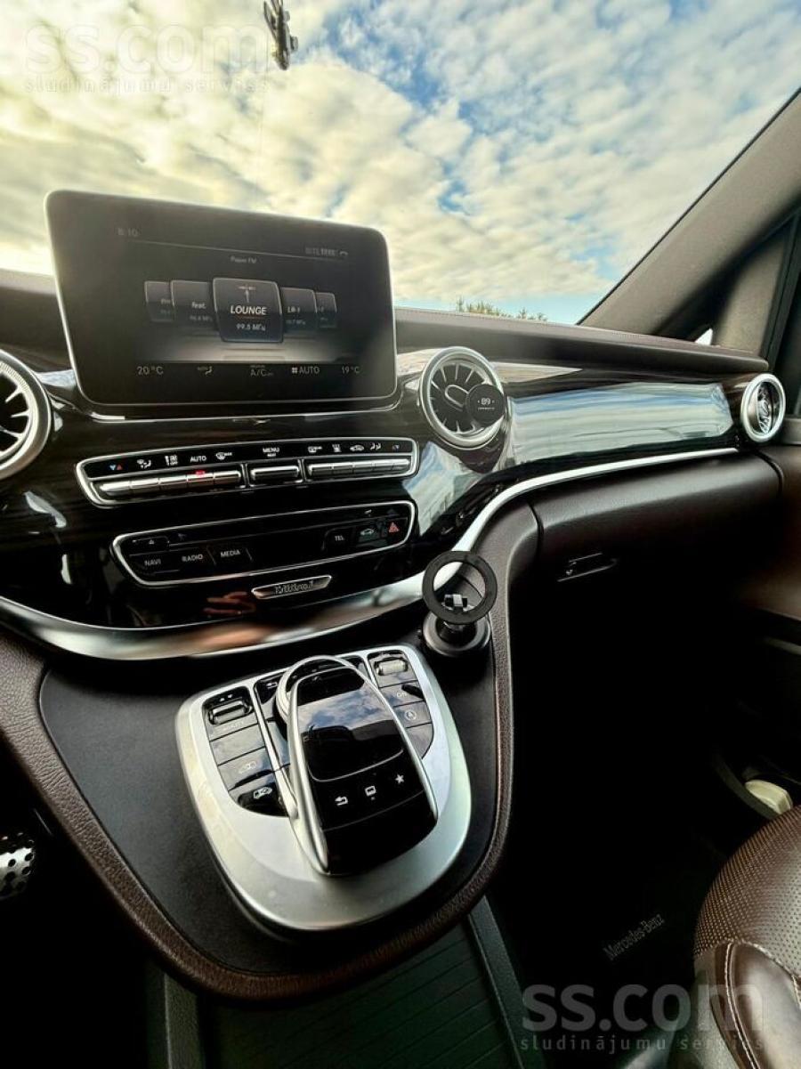 Melns Mercedes-Benz V 250 2014 Rīga, ar dzinēja tilpumu 2.20 L un nobraukumu 355 tūkst. km par 23200 €, foto 25 vietnē AUTOMOTO.COM.LV