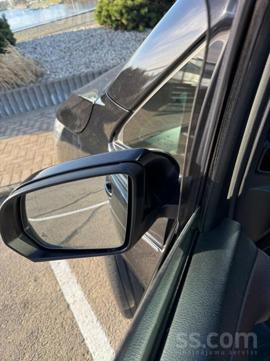 Melns Mercedes-Benz V 250 2014 Rīga, ar dzinēja tilpumu 2.20 L un nobraukumu 355 tūkst. km par 23200 €, foto 27 vietnē AUTOMOTO.COM.LV
