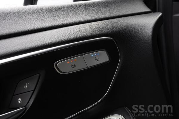 Melns Mercedes-Benz V 250 2014 Rīga, ar dzinēja tilpumu 2.20 L un nobraukumu 330 tūkst. km par 24500 €, foto 10 vietnē AUTOMOTO.COM.LV