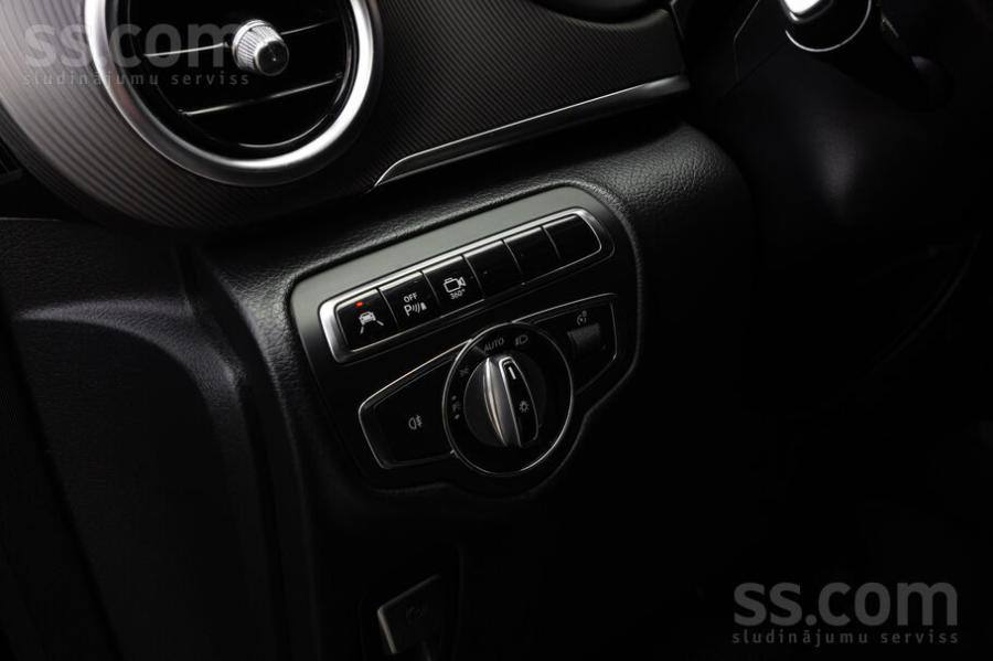 Melns Mercedes-Benz V 250 2014 Rīga, ar dzinēja tilpumu 2.20 L un nobraukumu 330 tūkst. km par 24500 €, foto 12 vietnē AUTOMOTO.COM.LV