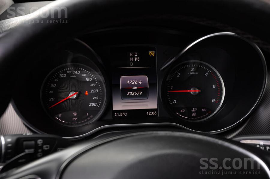 Melns Mercedes-Benz V 250 2014 Rīga, ar dzinēja tilpumu 2.20 L un nobraukumu 330 tūkst. km par 24500 €, foto 24 vietnē AUTOMOTO.COM.LV