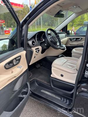 Melns Mercedes-Benz V 250 2014 Rīga, ar dzinēja tilpumu 2.20 L un nobraukumu 158 tūkst. km par 26300 €, foto 8 vietnē AUTOMOTO.COM.LV