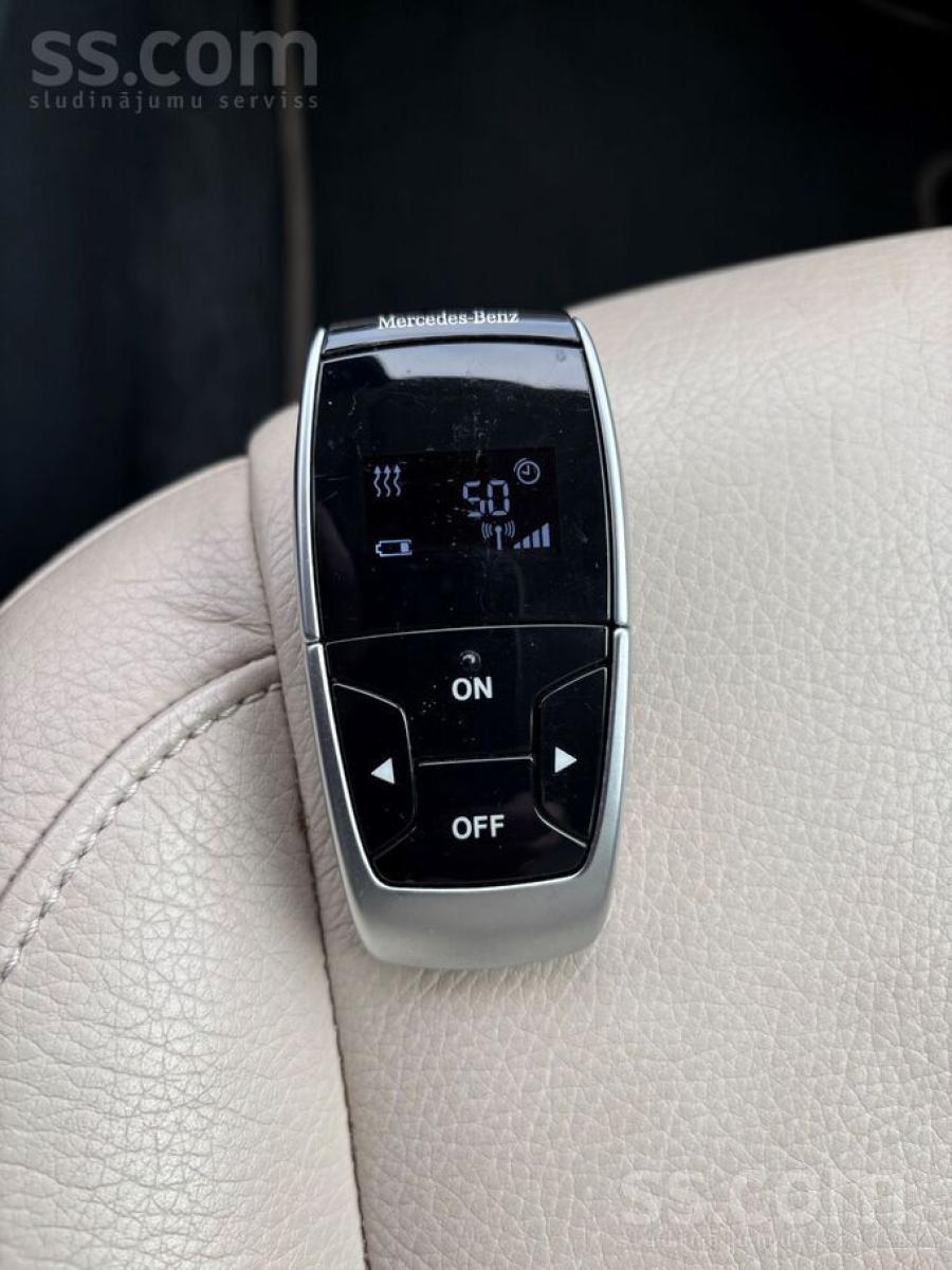 Melns Mercedes-Benz V 250 2014 Rīga, ar dzinēja tilpumu 2.20 L un nobraukumu 158 tūkst. km par 26300 €, foto 17 vietnē AUTOMOTO.COM.LV