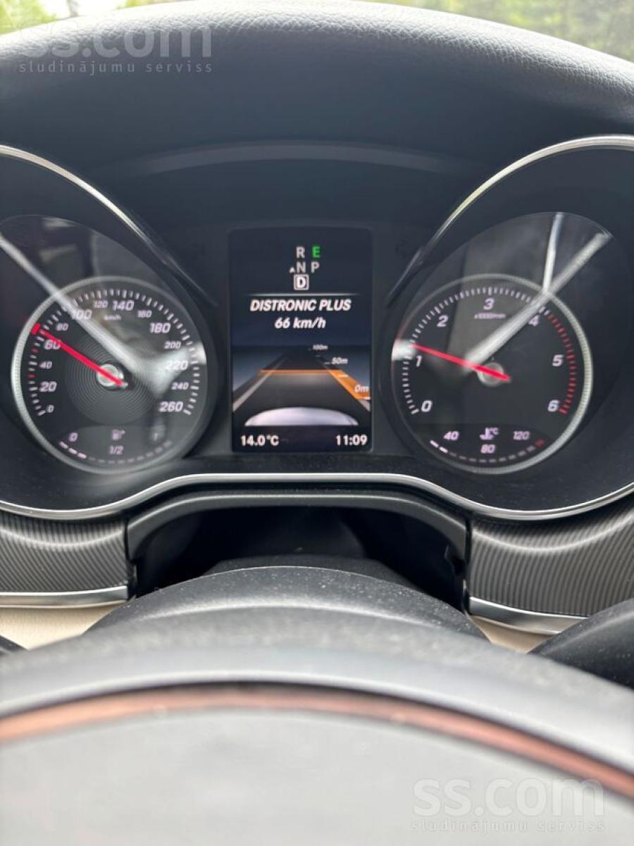 Melns Mercedes-Benz V 250 2014 Rīga, ar dzinēja tilpumu 2.20 L un nobraukumu 158 tūkst. km par 26300 €, foto 20 vietnē AUTOMOTO.COM.LV
