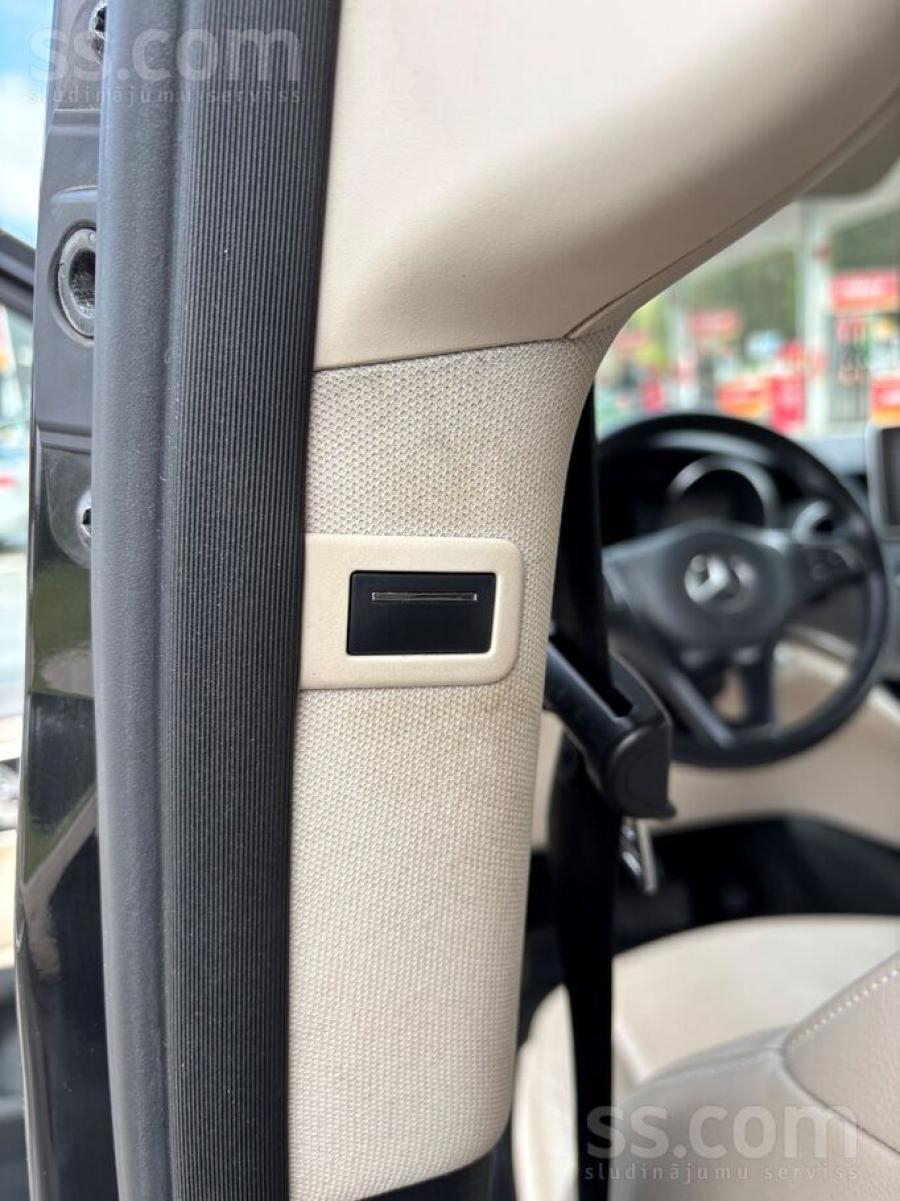 Melns Mercedes-Benz V 250 2014 Rīga, ar dzinēja tilpumu 2.20 L un nobraukumu 158 tūkst. km par 26300 €, foto 24 vietnē AUTOMOTO.COM.LV