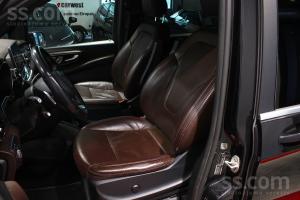 Melns Mercedes-Benz V 250 2014 Rīga, ar dzinēja tilpumu 2.20 L un nobraukumu 154 tūkst. km par 26000 €, foto 14 vietnē AUTOMOTO.COM.LV