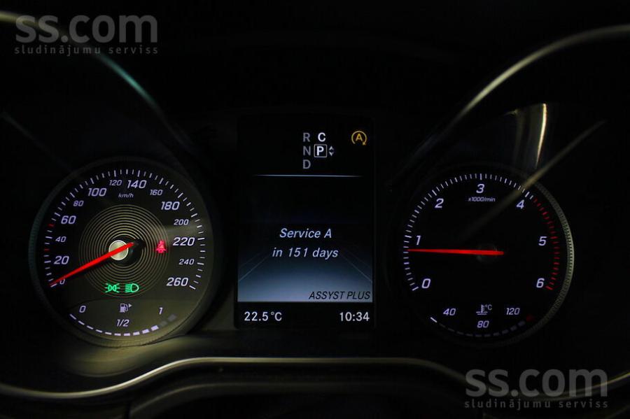 Melns Mercedes-Benz V 250 2014 Rīga, ar dzinēja tilpumu 2.20 L un nobraukumu 154 tūkst. km par 26000 €, foto 17 vietnē AUTOMOTO.COM.LV