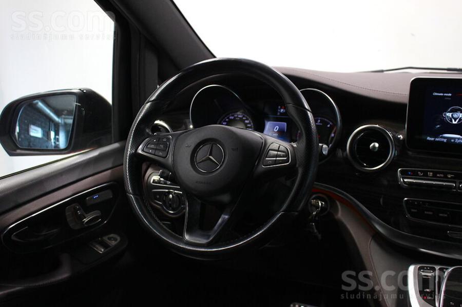 Melns Mercedes-Benz V 250 2014 Rīga, ar dzinēja tilpumu 2.20 L un nobraukumu 154 tūkst. km par 26000 €, foto 32 vietnē AUTOMOTO.COM.LV