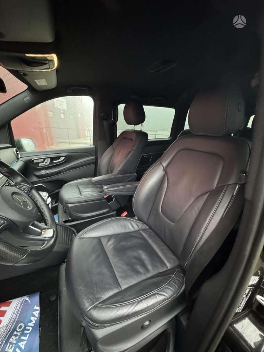 Black Mercedes-Benz V 250 2015 in Kaunas, with an engine capacity of 2.14 L and mileage of 175 thousand km for 25999 €, photo 7 on AUTOMOTO.COM.LV