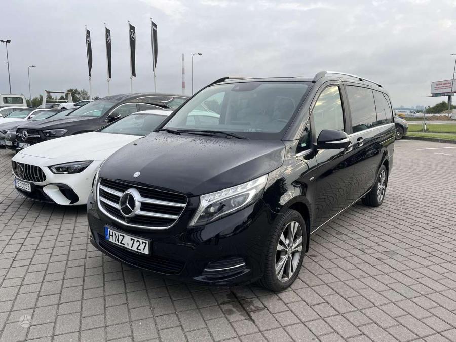 Melns Mercedes-Benz V 250 2015 Viļņa, ar dzinēja tilpumu 2.14 L un nobraukumu 165 tūkst. km par 25000 €, foto 1 vietnē AUTOMOTO.COM.LV