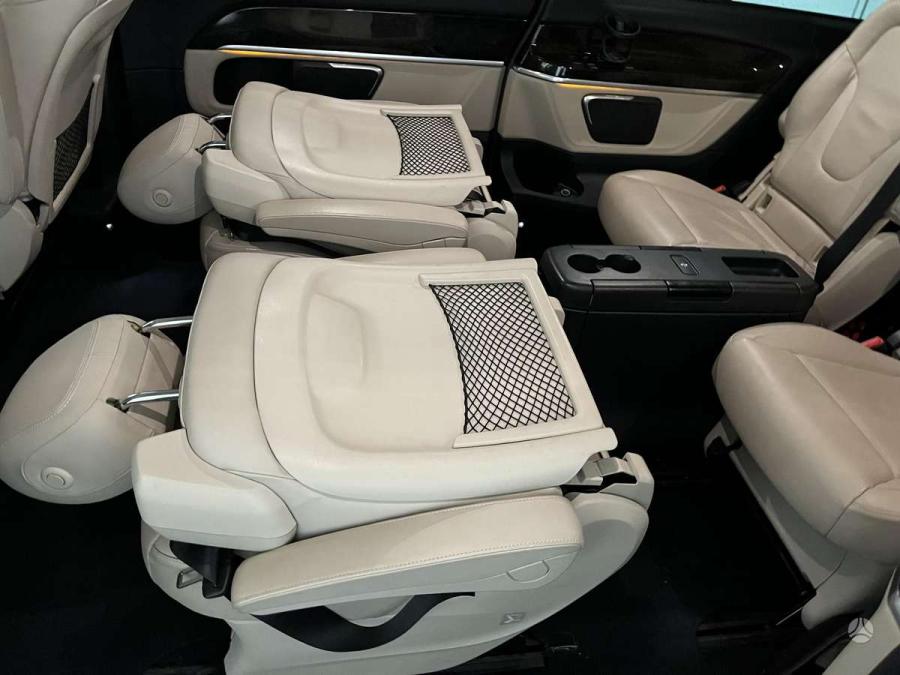 Melns Mercedes-Benz V 250 2015 Viļņa, ar dzinēja tilpumu 2.14 L un nobraukumu 165 tūkst. km par 25000 €, foto 17 vietnē AUTOMOTO.COM.LV