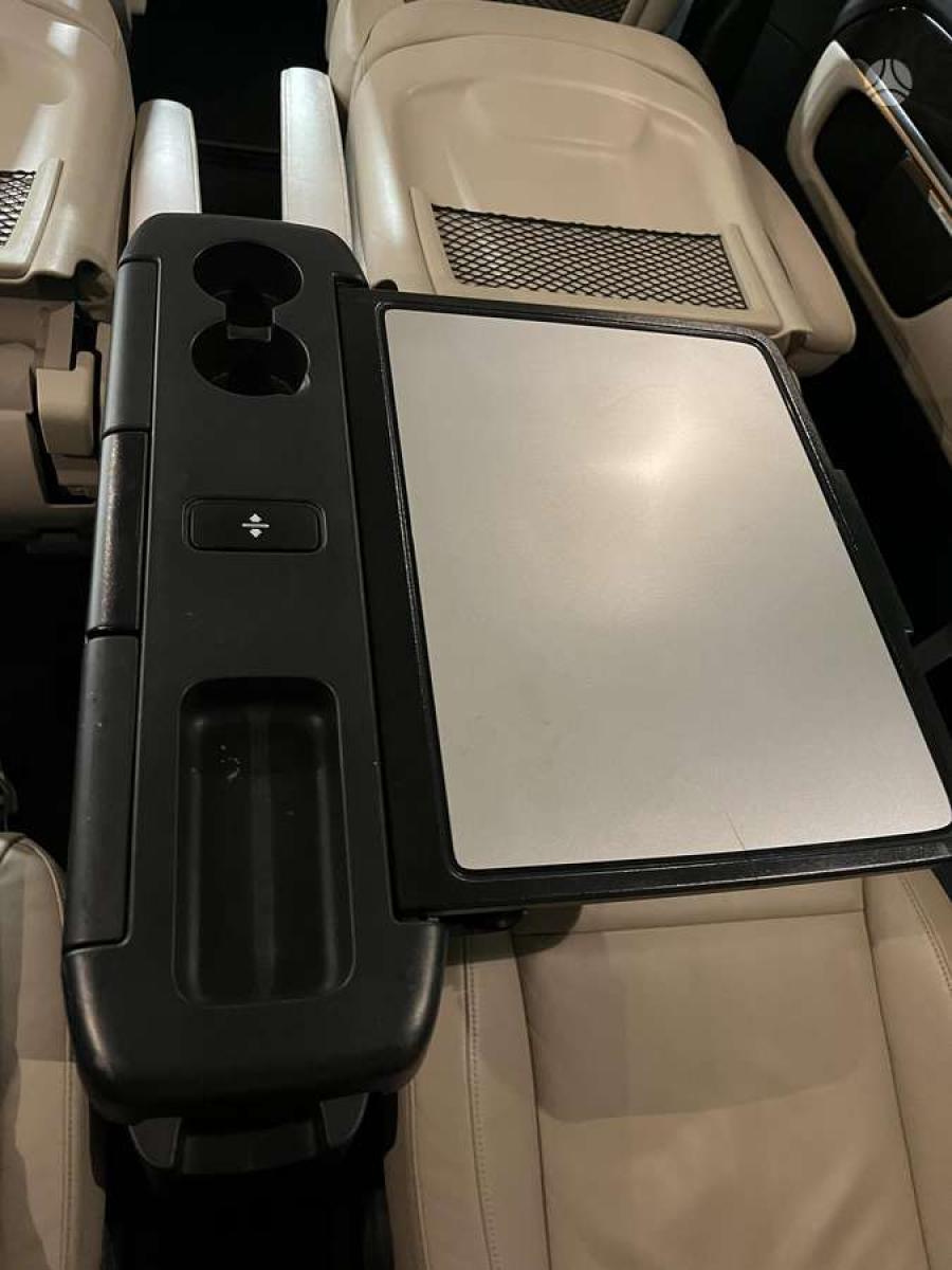 Melns Mercedes-Benz V 250 2015 Viļņa, ar dzinēja tilpumu 2.14 L un nobraukumu 165 tūkst. km par 25000 €, foto 28 vietnē AUTOMOTO.COM.LV
