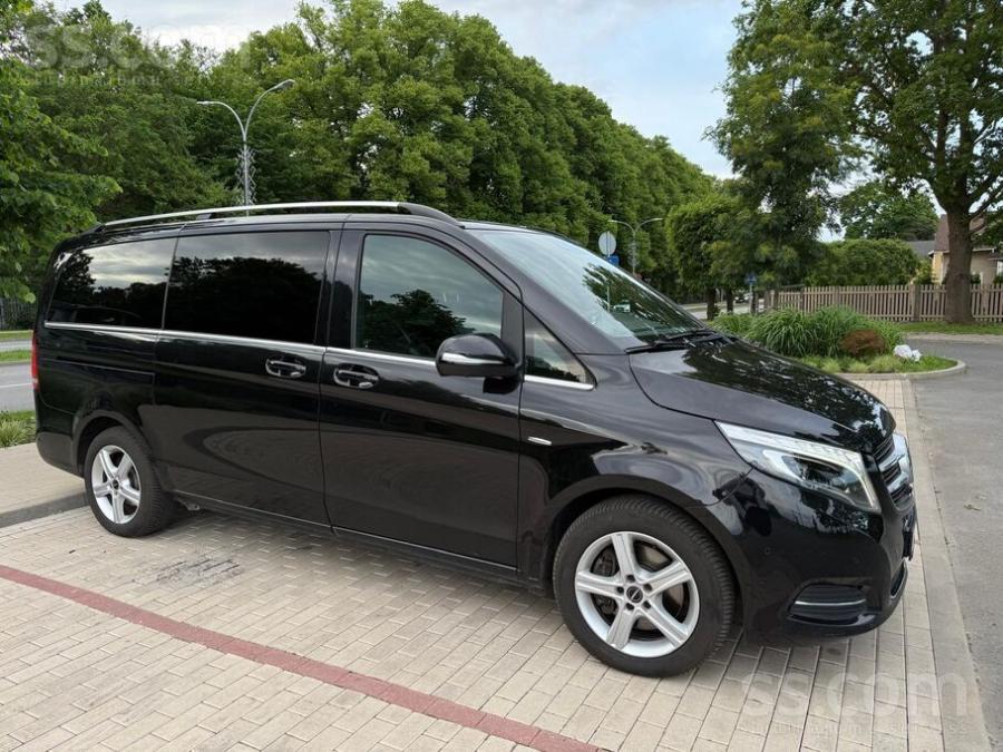 Black Mercedes-Benz V 250 2016 in Jurmala, with an engine capacity of 2.10 L and mileage of 0 thousand km for 21800 €, photo 8 on AUTOMOTO.COM.LV