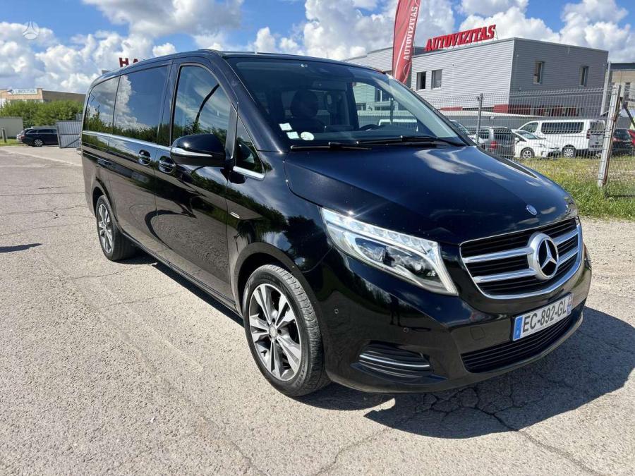 Black Mercedes-Benz V 250 2016 in Panevezys, with an engine capacity of 2.14 L and mileage of 288 thousand km for 24000 €, photo 1 on AUTOMOTO.COM.LV