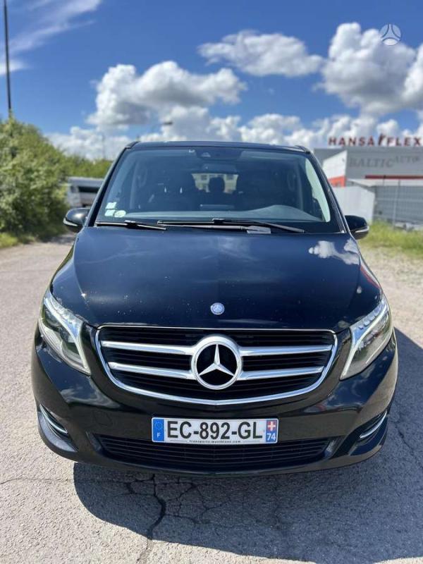 Black Mercedes-Benz V 250 2016 in Panevezys, with an engine capacity of 2.14 L and mileage of 288 thousand km for 24000 €, photo 2 on AUTOMOTO.COM.LV
