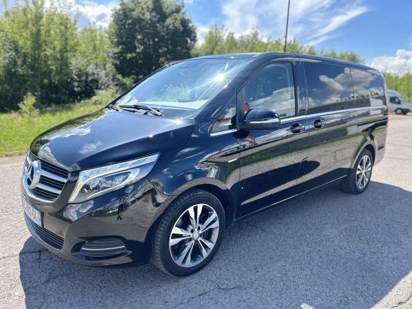 Black Mercedes-Benz V 250 2016 in Panevezys, with an engine capacity of 2.14 L and mileage of 288 thousand km for 24000 €, photo 3 on AUTOMOTO.COM.LV