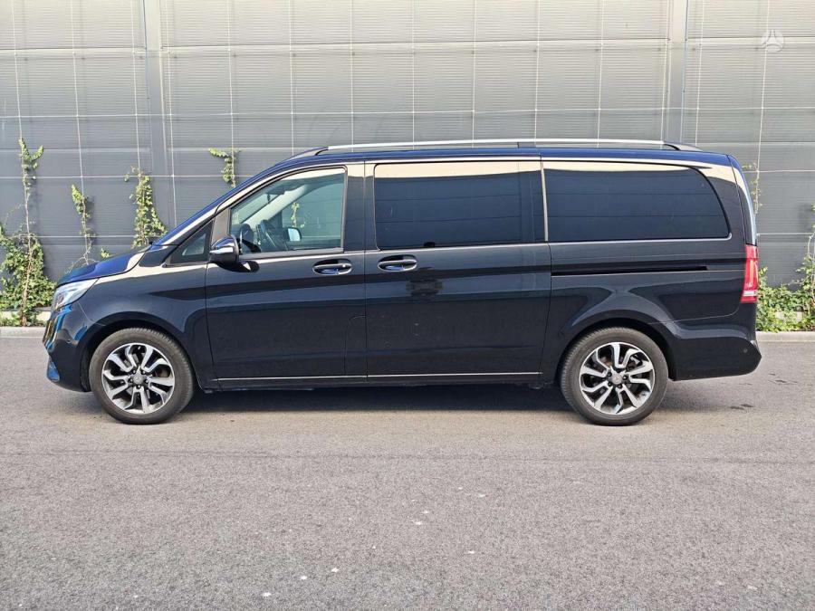 Black Mercedes-Benz V 250 2016 in Klaipeda, with an engine capacity of 2.10 L and mileage of 290 thousand km for 24700 €, photo 6 on AUTOMOTO.COM.LV