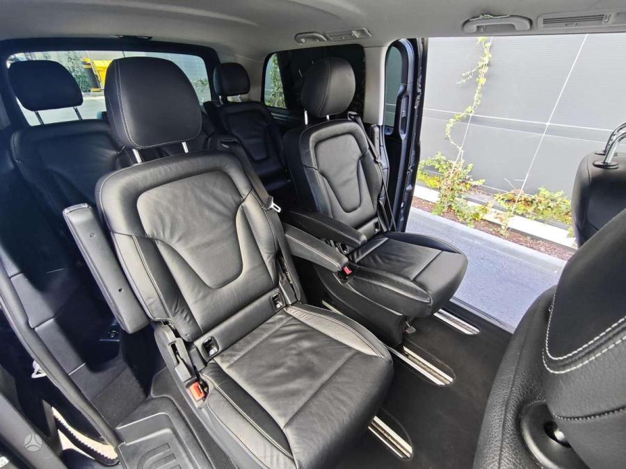 Black Mercedes-Benz V 250 2016 in Klaipeda, with an engine capacity of 2.10 L and mileage of 290 thousand km for 24700 €, photo 18 on AUTOMOTO.COM.LV