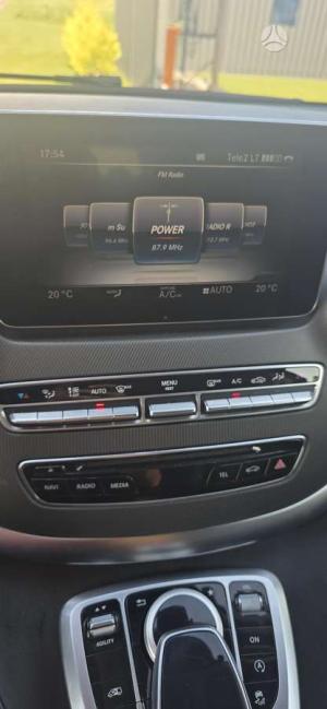 Melns Mercedes-Benz V 250 2016 Panevēža, ar dzinēja tilpumu 2.14 L un nobraukumu 301 tūkst. km par 26700 €, foto 12 vietnē AUTOMOTO.COM.LV