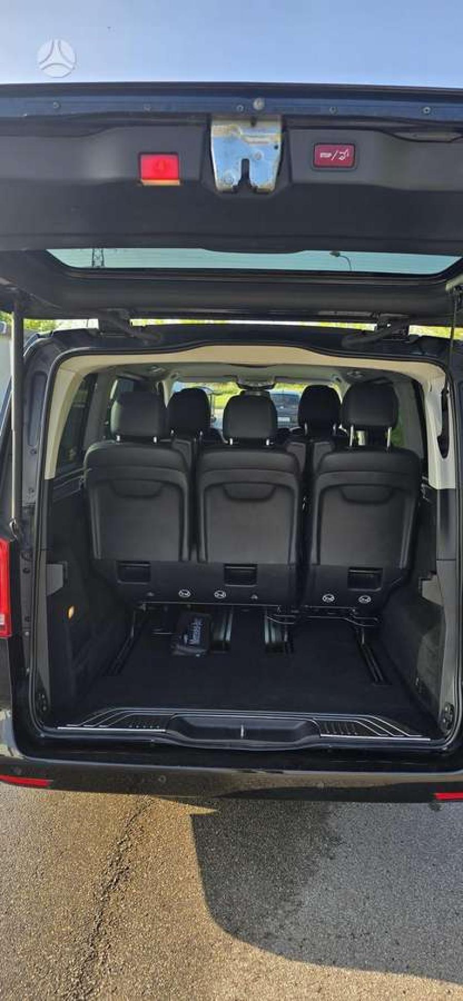 Melns Mercedes-Benz V 250 2016 Panevēža, ar dzinēja tilpumu 2.14 L un nobraukumu 301 tūkst. km par 26700 €, foto 17 vietnē AUTOMOTO.COM.LV