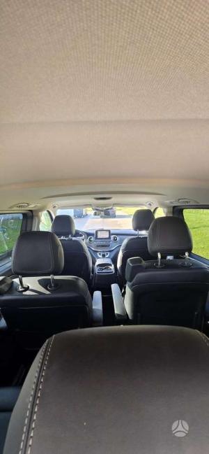 Melns Mercedes-Benz V 250 2016 Panevēža, ar dzinēja tilpumu 2.14 L un nobraukumu 301 tūkst. km par 26700 €, foto 25 vietnē AUTOMOTO.COM.LV
