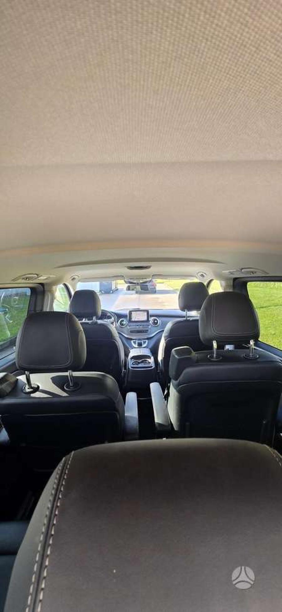 Melns Mercedes-Benz V 250 2016 Panevēža, ar dzinēja tilpumu 2.14 L un nobraukumu 301 tūkst. km par 26700 €, foto 25 vietnē AUTOMOTO.COM.LV