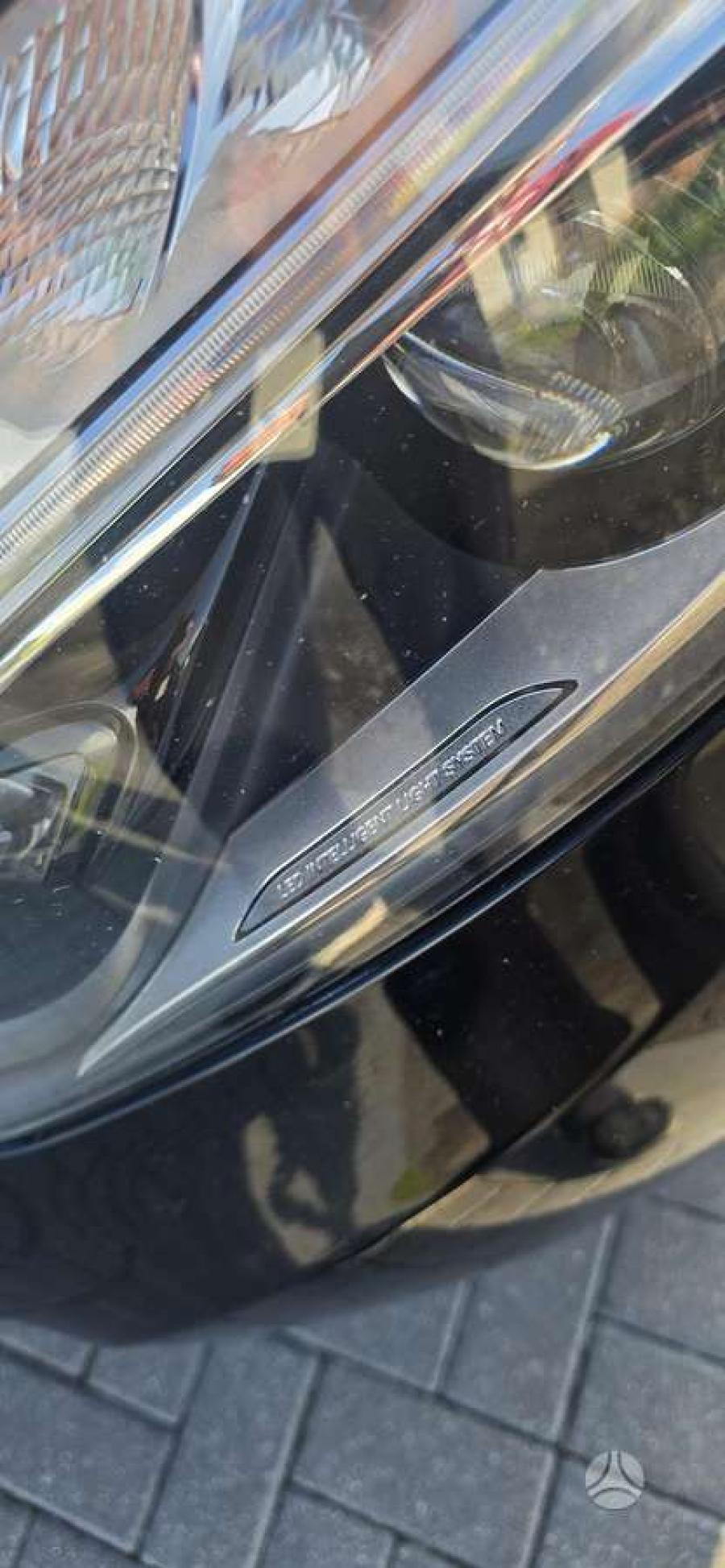 Melns Mercedes-Benz V 250 2016 Panevēža, ar dzinēja tilpumu 2.14 L un nobraukumu 301 tūkst. km par 26700 €, foto 28 vietnē AUTOMOTO.COM.LV