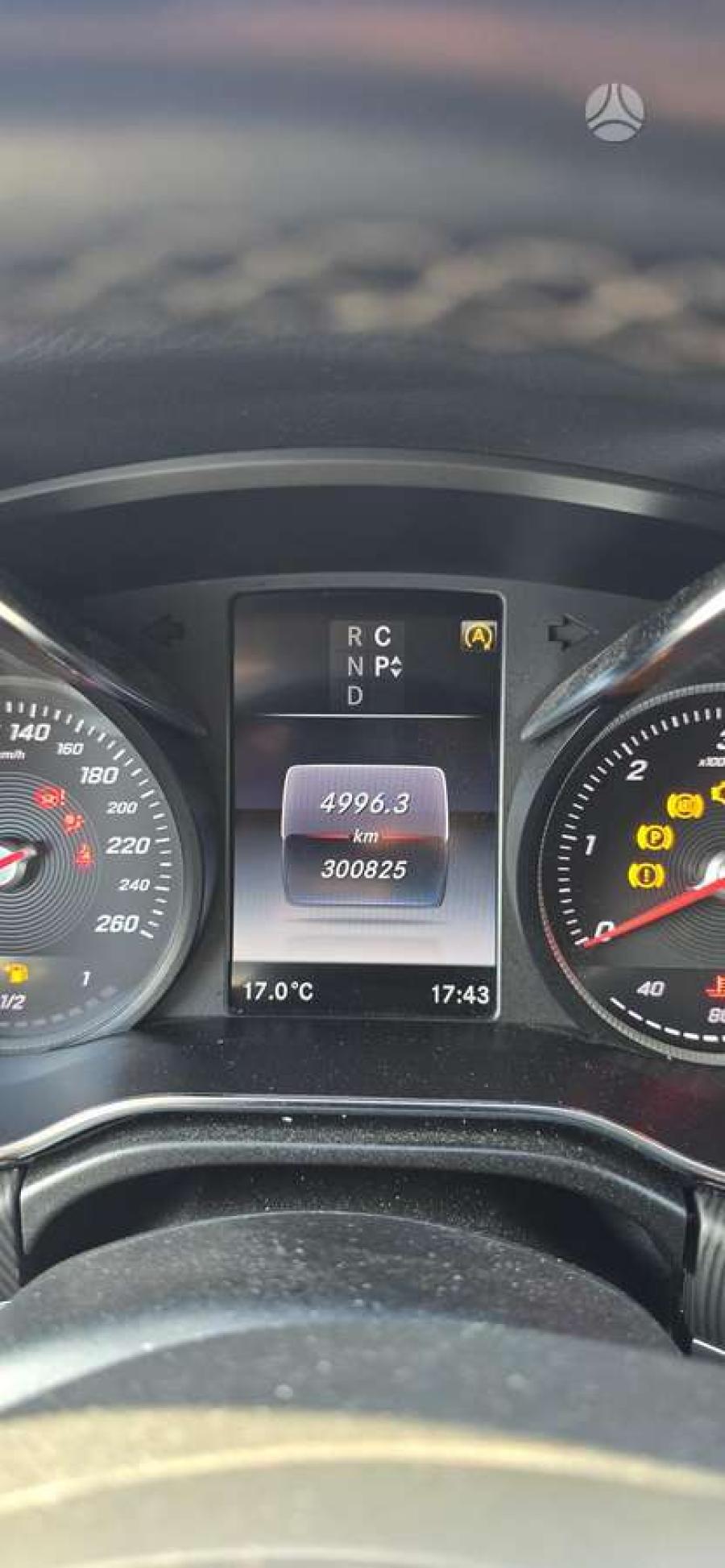 Black Mercedes-Benz V 250 2016 in Panevezys, with an engine capacity of 2.14 L and mileage of 301 thousand km for 26500 €, photo 53 on AUTOMOTO.COM.LV