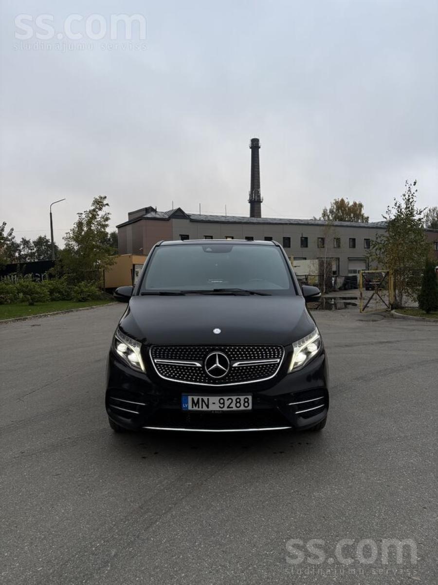 Melns Mercedes-Benz V 250 2016 Rīga, ar dzinēja tilpumu 2.10 L un nobraukumu 326 tūkst. km par 22500 €, foto 3 vietnē AUTOMOTO.COM.LV