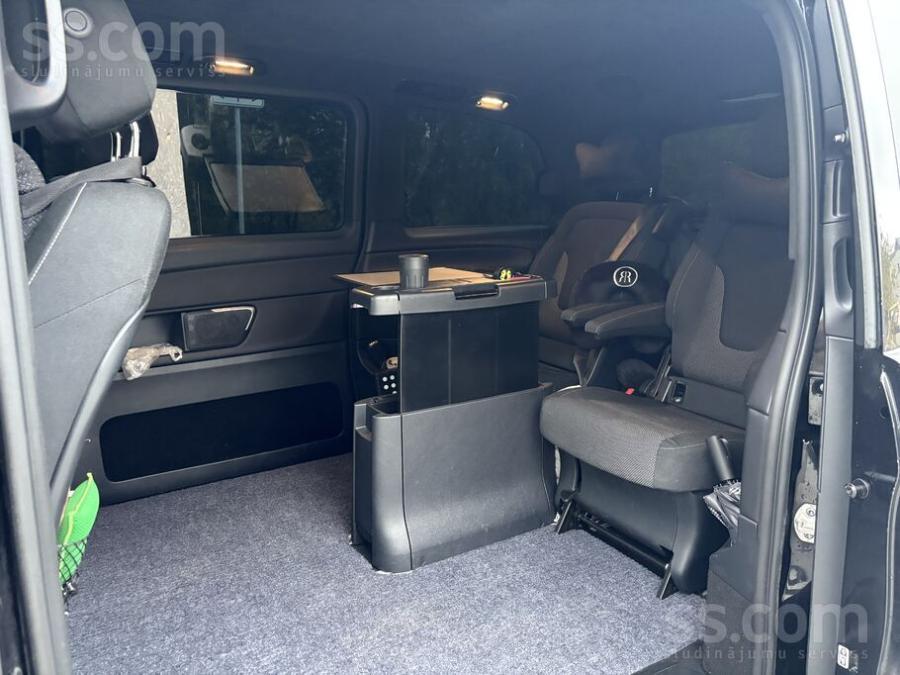 Melns Mercedes-Benz V 250 2016 Rīga, ar dzinēja tilpumu 2.10 L un nobraukumu 326 tūkst. km par 22500 €, foto 11 vietnē AUTOMOTO.COM.LV