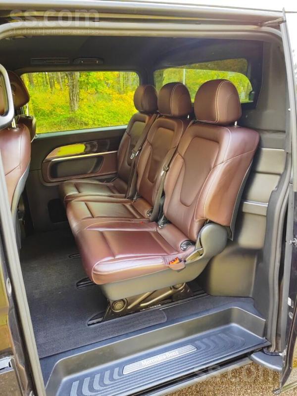 Black Mercedes-Benz V 250 2017 in Jurmala, with an engine capacity of 2.20 L and mileage of 227 thousand km for 26900 €, photo 11 on AUTOMOTO.COM.LV