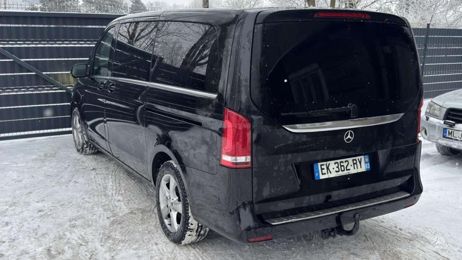 Melns Mercedes-Benz V 250 2017 Jonava, ar dzinēja tilpumu 2.14 L un nobraukumu 320 tūkst. km par 16850 €, foto 5 vietnē AUTOMOTO.COM.LV