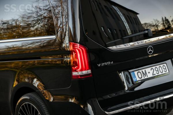 Melns Mercedes-Benz V 250 2017 Rīga, ar dzinēja tilpumu 2.00 L un nobraukumu 0 tūkst. km par 25800 €, foto 10 vietnē AUTOMOTO.COM.LV