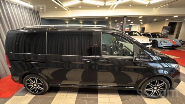 Melns Mercedes-Benz V 250 2017 Rīga, ar dzinēja tilpumu 2.20 L un nobraukumu 134 tūkst. km par 29990 €, foto 4 vietnē AUTOMOTO.COM.LV