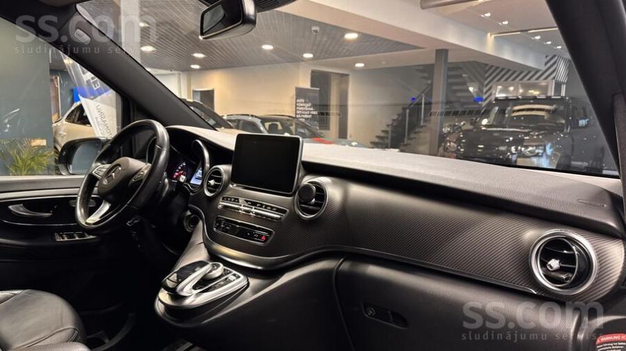 Melns Mercedes-Benz V 250 2017 Rīga, ar dzinēja tilpumu 2.10 L un nobraukumu 134 tūkst. km par 27190 €, foto 12 vietnē AUTOMOTO.COM.LV