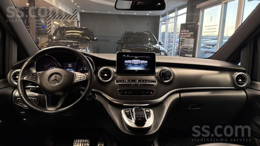 Melns Mercedes-Benz V 250 2017 Rīga, ar dzinēja tilpumu 2.10 L un nobraukumu 134 tūkst. km par 27190 €, foto 14 vietnē AUTOMOTO.COM.LV