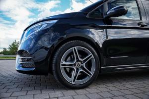 Black Mercedes-Benz V 250 2017 in Marijampole, with an engine capacity of 2.14 L and mileage of 308 thousand km for 29450 €, photo 7 on AUTOMOTO.COM.LV