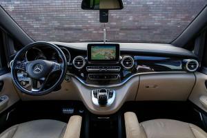 Black Mercedes-Benz V 250 2017 in Marijampole, with an engine capacity of 2.14 L and mileage of 308 thousand km for 29450 €, photo 18 on AUTOMOTO.COM.LV