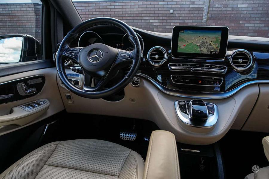 Black Mercedes-Benz V 250 2017 in Marijampole, with an engine capacity of 2.14 L and mileage of 308 thousand km for 29450 €, photo 19 on AUTOMOTO.COM.LV