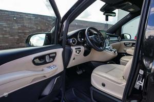 Black Mercedes-Benz V 250 2017 in Marijampole, with an engine capacity of 2.14 L and mileage of 308 thousand km for 29450 €, photo 26 on AUTOMOTO.COM.LV