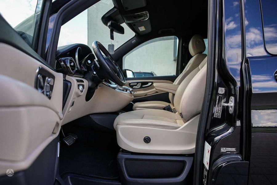 Black Mercedes-Benz V 250 2017 in Marijampole, with an engine capacity of 2.14 L and mileage of 308 thousand km for 29450 €, photo 28 on AUTOMOTO.COM.LV