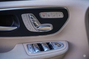 Black Mercedes-Benz V 250 2017 in Marijampole, with an engine capacity of 2.14 L and mileage of 308 thousand km for 29450 €, photo 30 on AUTOMOTO.COM.LV